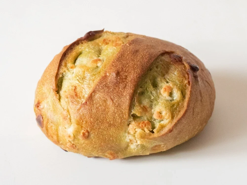 あさひベーカリー 〜 福山駅前にある和のたたずまいのパン屋。フランス仕込みの伝統製法でつくられるこだわりのパン - 備後とことこ